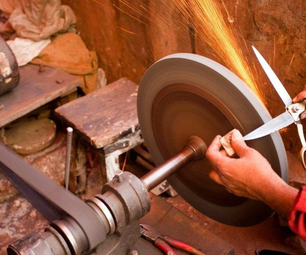 Hair Scissors Sharpening Guide: Perfect Angles for Every Blade | Japan ...